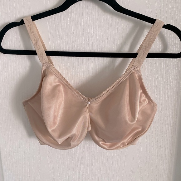 Wacoal | Intimates & Sleepwear | Wacoal Full Figure Minimizing Bra Size ...